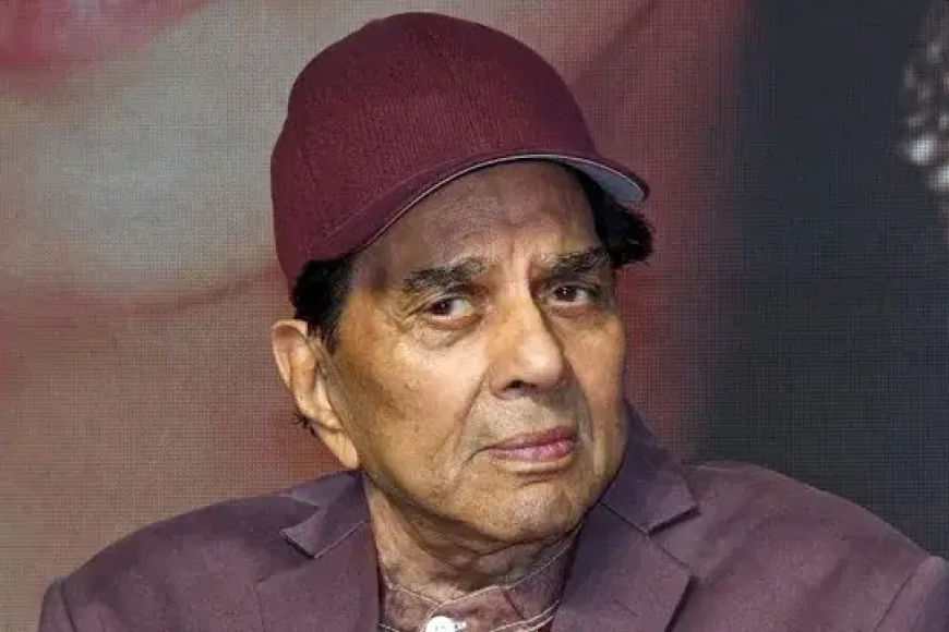 Bollywood’s ‘He-Man’ Dharmendra dies aged 89 - The Issues Magazine